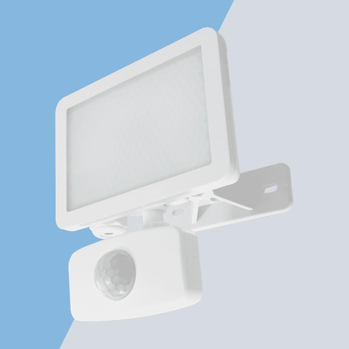 Eterna FLD10PIRWH 10W LED floodlight with 120° PIR — Electricals Online